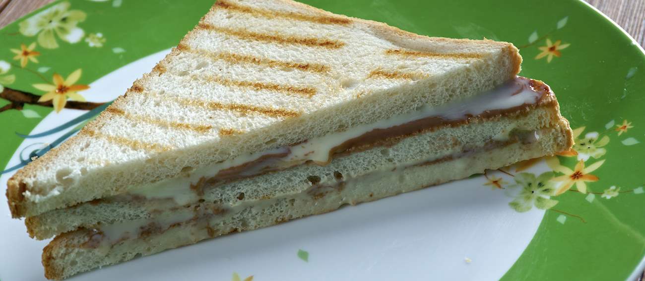 Fluffernutter | Traditional Sandwich From New England, United States of ...