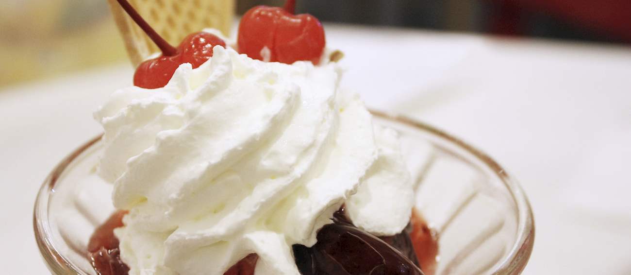 Sundae | Traditional Ice Cream From United States of America