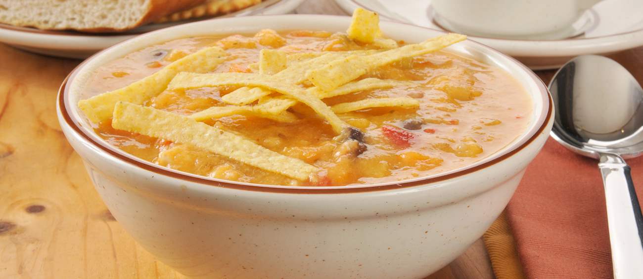 Sopa de Tortilla | Traditional Soup From Mexico