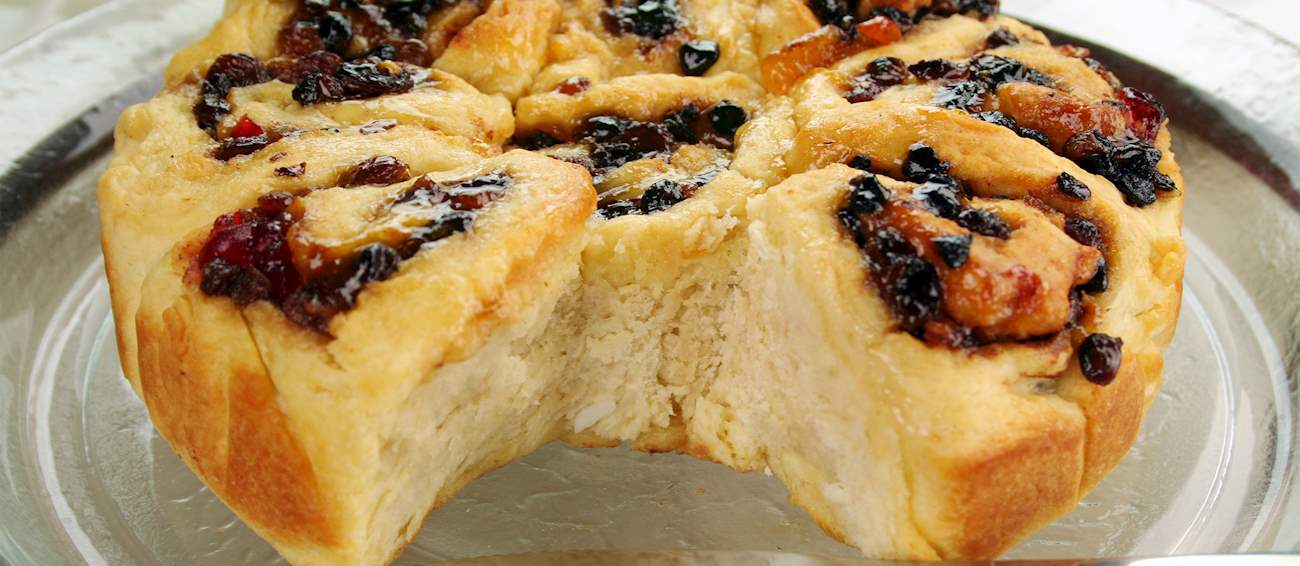 Chelsea Bun | Traditional Sweet Bread From London, United Kingdom