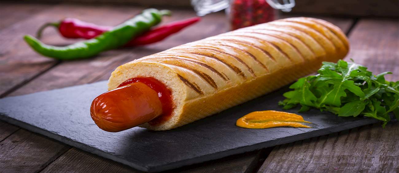 Párek v Rohlíku | Traditional Hot Dog From South Bohemia, Czech Republic
