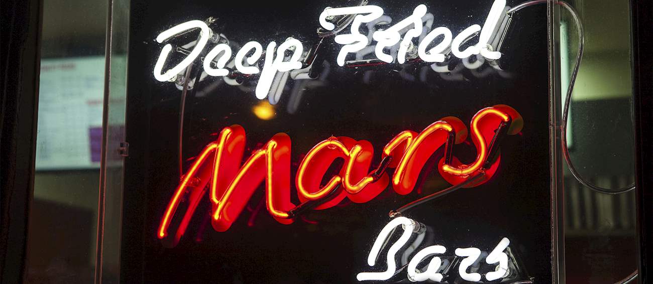 Deep-Fried Mars Bar | Traditional Deep-fried Dessert From Stonehaven ...