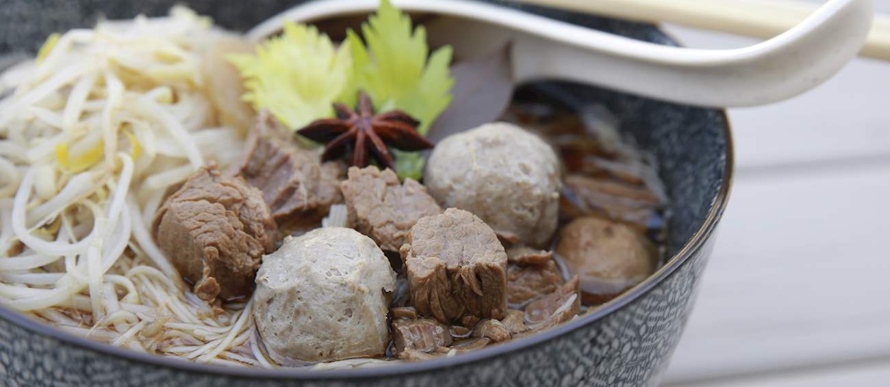 Niúwán | Traditional Meatballs From Guangdong, China