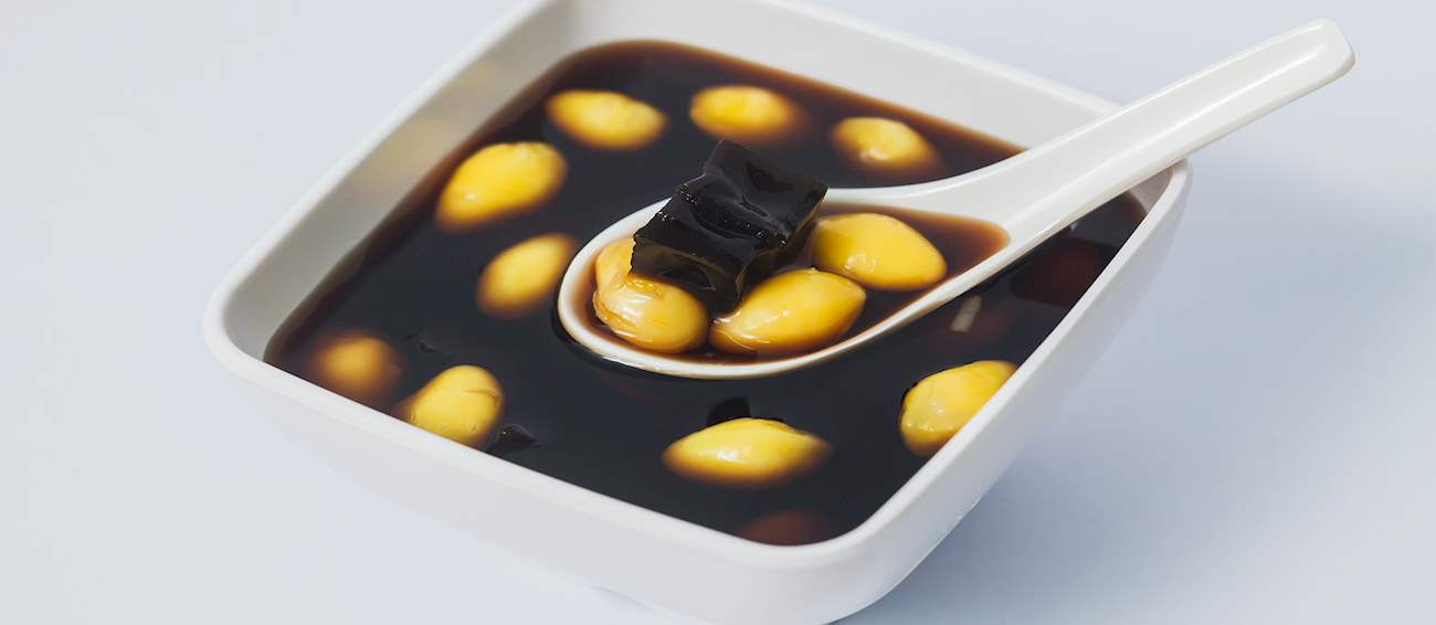Tong Sui | Traditional Sweet Soup From Guangzhou, China