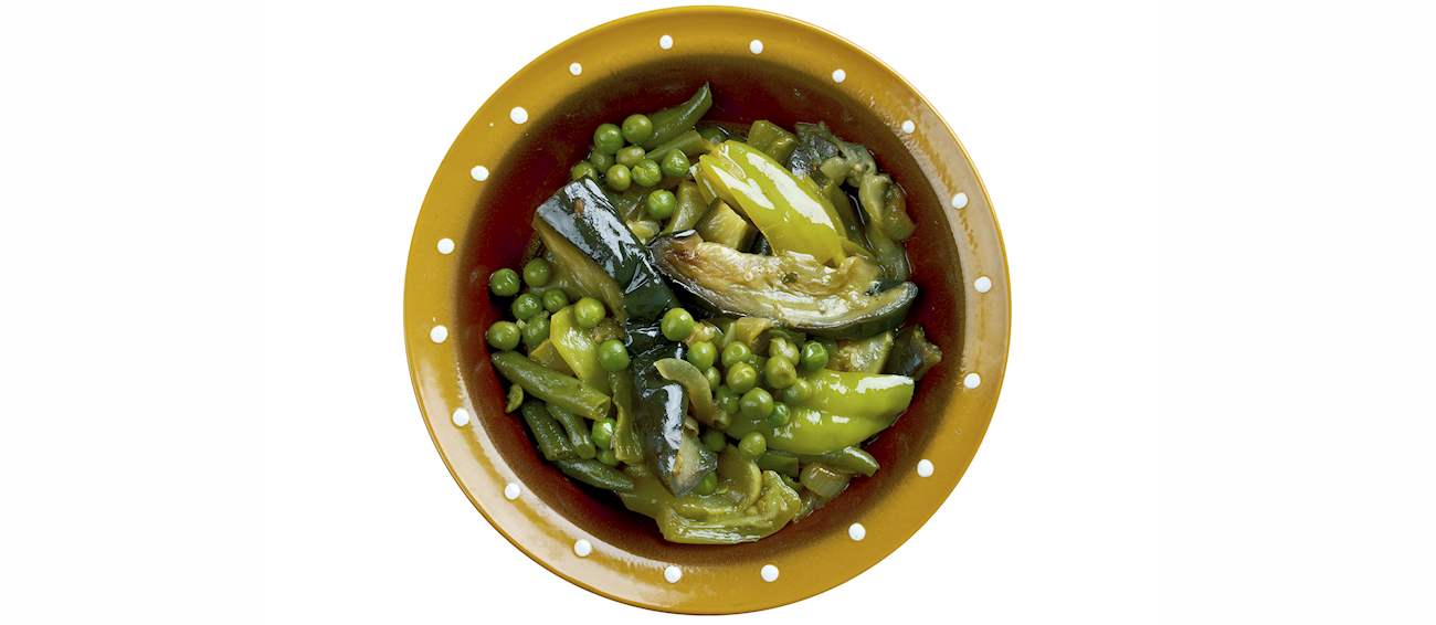 Undhiyu | Traditional Vegetable Dish From Gujarat, India