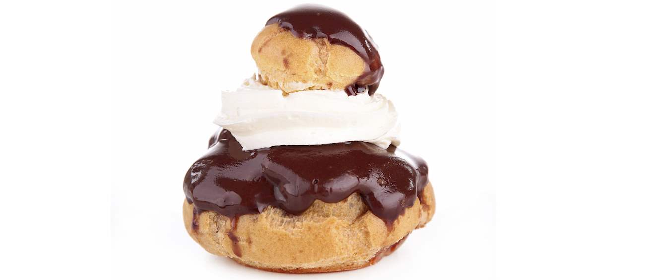 Religieuse | Traditional Sweet Pastry From Paris, France