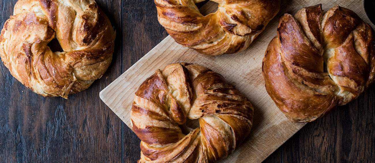 Açma | Traditional Sweet Pastry From Turkiye
