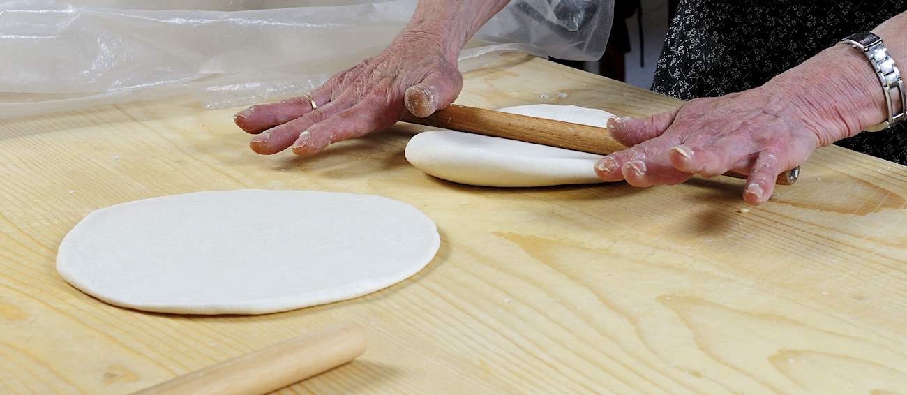 Pane Carasau | Traditional Flatbread From Sardinia, Italy