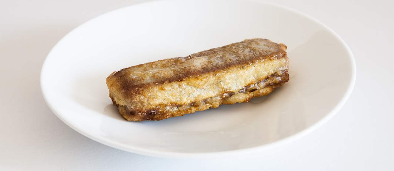 Deep-Fried Mars Bar | Traditional Deep-fried Dessert From Stonehaven ...
