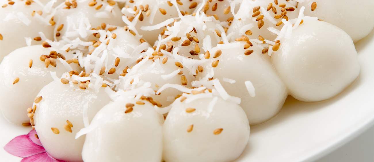 Bánh Trôi | Traditional Dessert From Hanoi, Vietnam