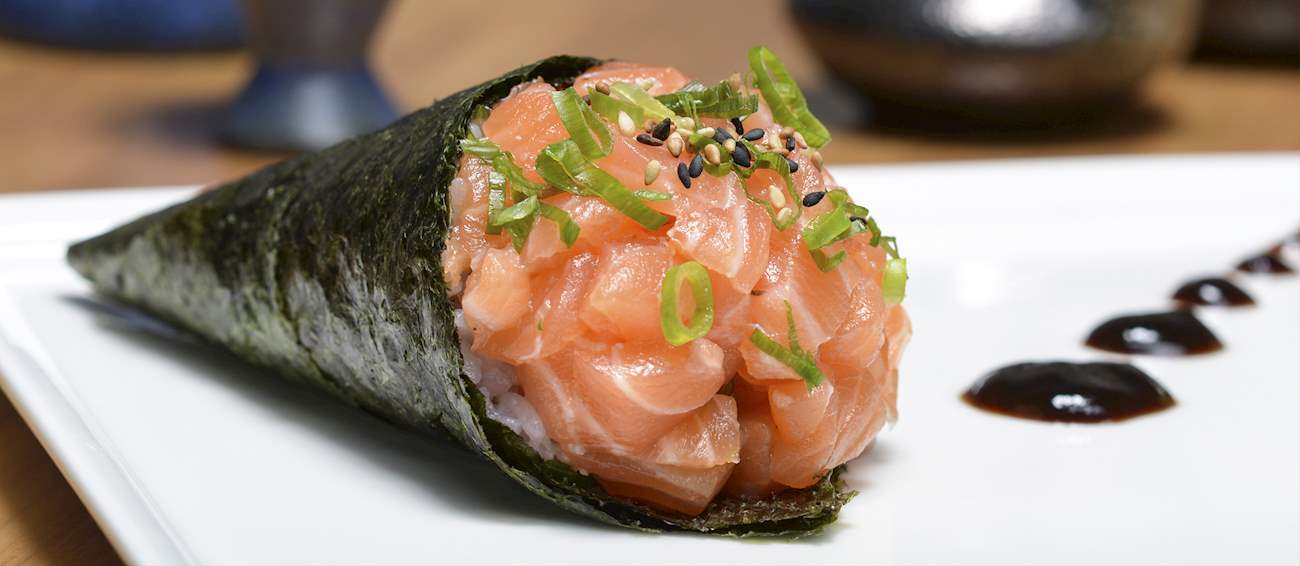 Temaki | Traditional Rice Dish From Japan
