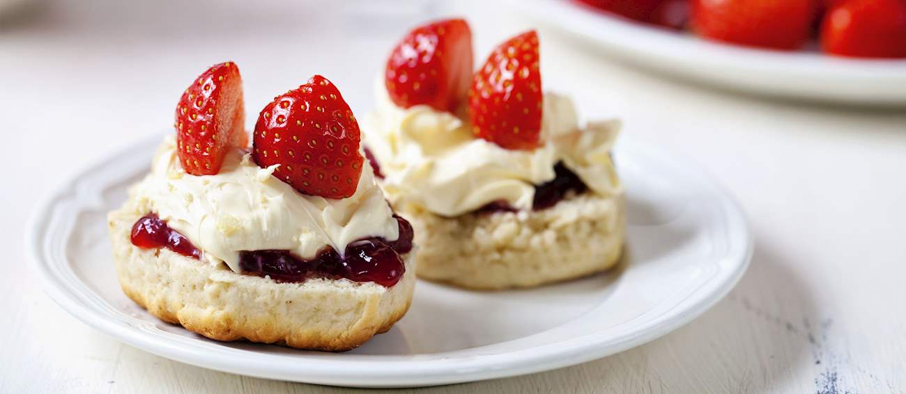 Cornish Clotted Cream | Local Cream From Cornwall, England | TasteAtlas