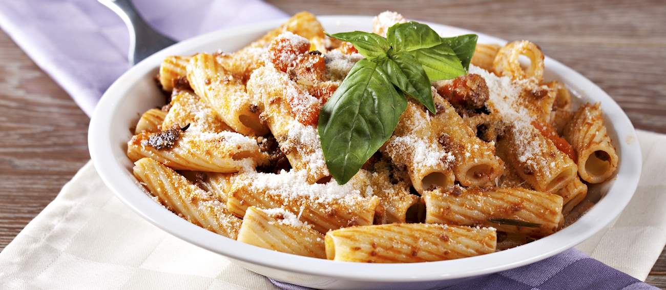 Rigatoni | Local Pasta Variety From Rome, Italy