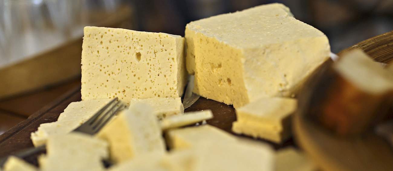 Telemea de Ibăneşti | Local Cheese From Ibănești, Romania