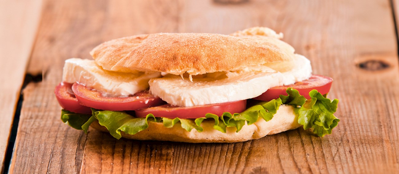 Puccia Pugliese | Traditional Sandwich From Apulia, Italy