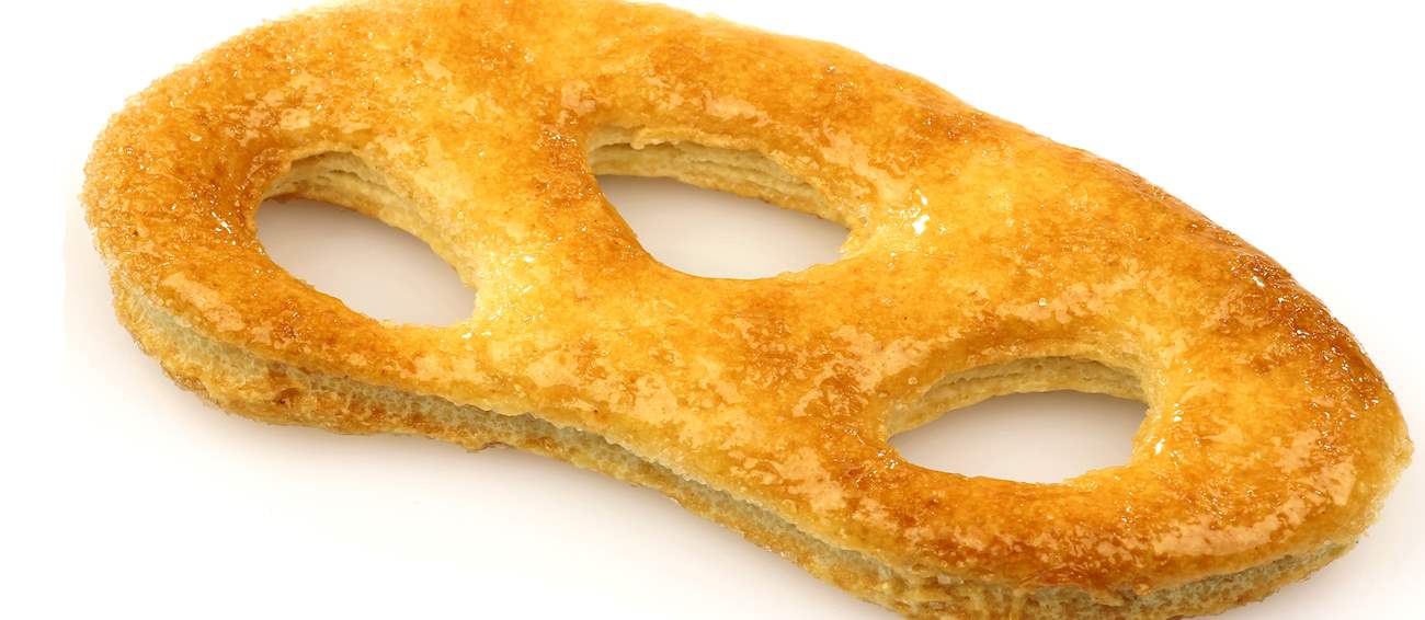 Krakeling | Traditional Cookie From Netherlands, Central Europe