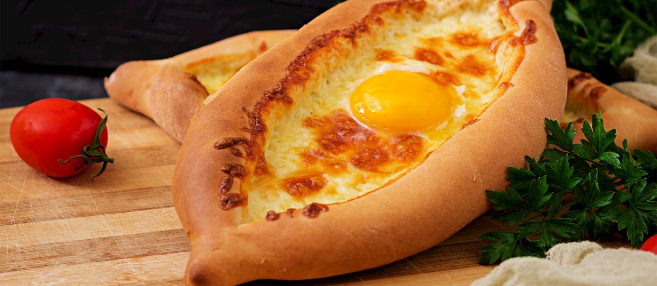 Ajaruli Khachapuri | Traditional Savory Pie From Adjara, Georgia