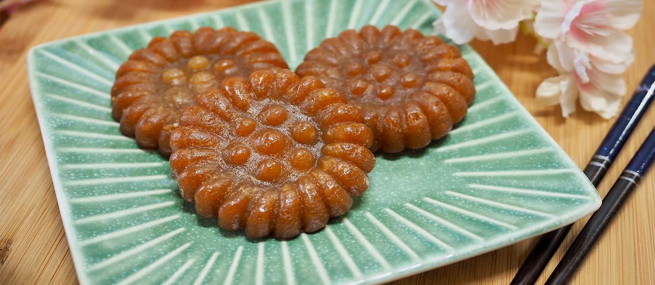 Yakgwa | Traditional Deep-fried Dessert From South Korea, East Asia