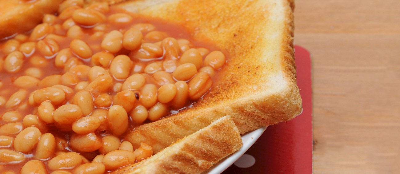 Beans on Toast | Traditional Bean Dish From United Kingdom