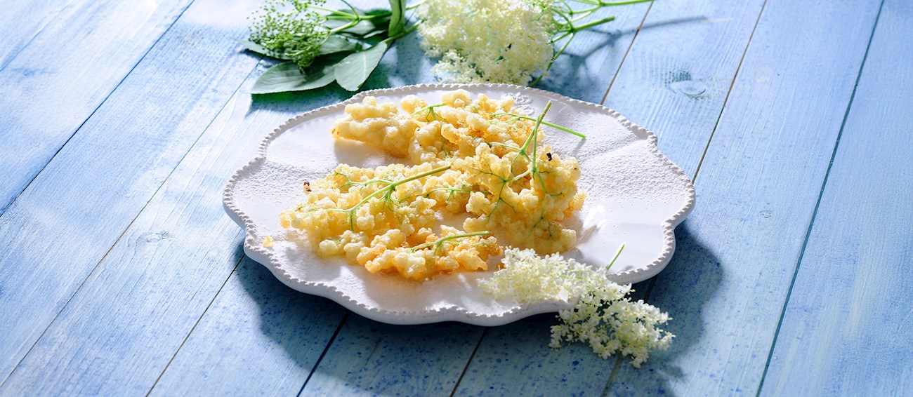 Hollerkücherl | Traditional Deep-fried Dessert From Bavaria, Germany
