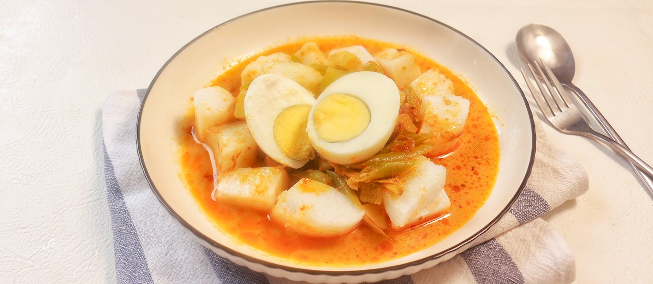 Lontong | Traditional Rice Dish From Java, Indonesia