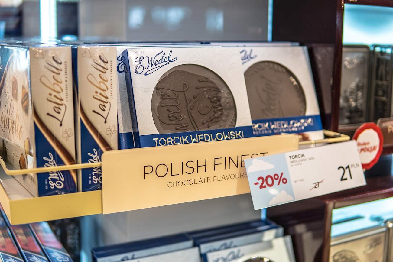 Torcik Wedlowski | Traditional Dessert From Poland, Central Europe