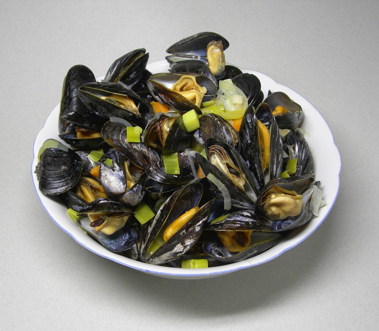Muscheln Rheinische Art | Traditional Mussel Dish From Rhineland ...