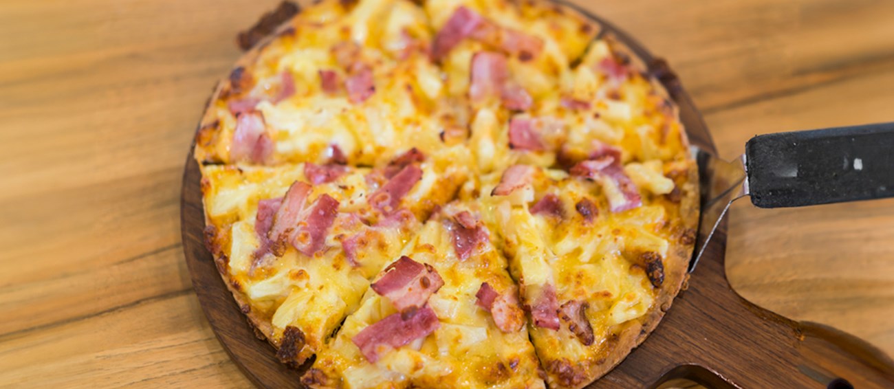 Pizza Cubana | Traditional Pizza From Havana, Cuba