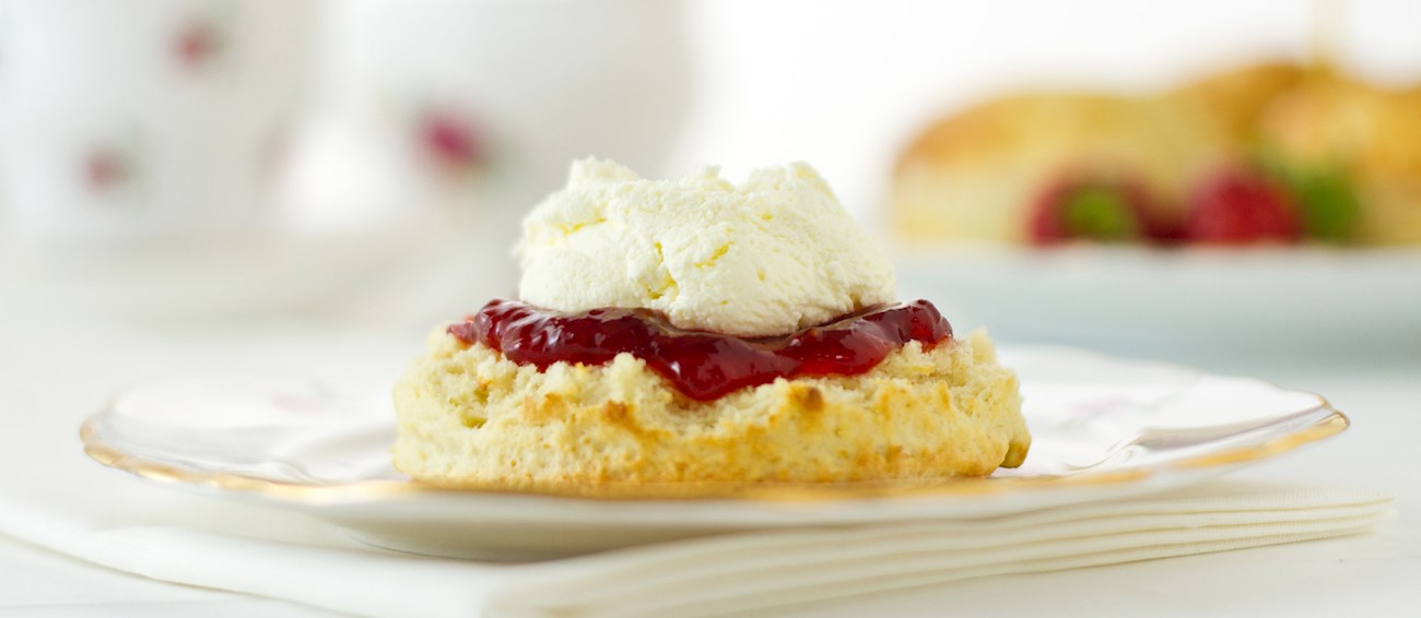 Cornish Cream Tea | Traditional Snack From Cornwall, England