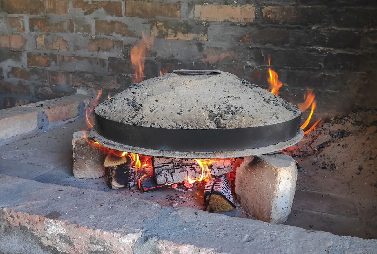 Janjetina Ispod Peke | Traditional Lamb Dish From Dalmatia, Croatia ...