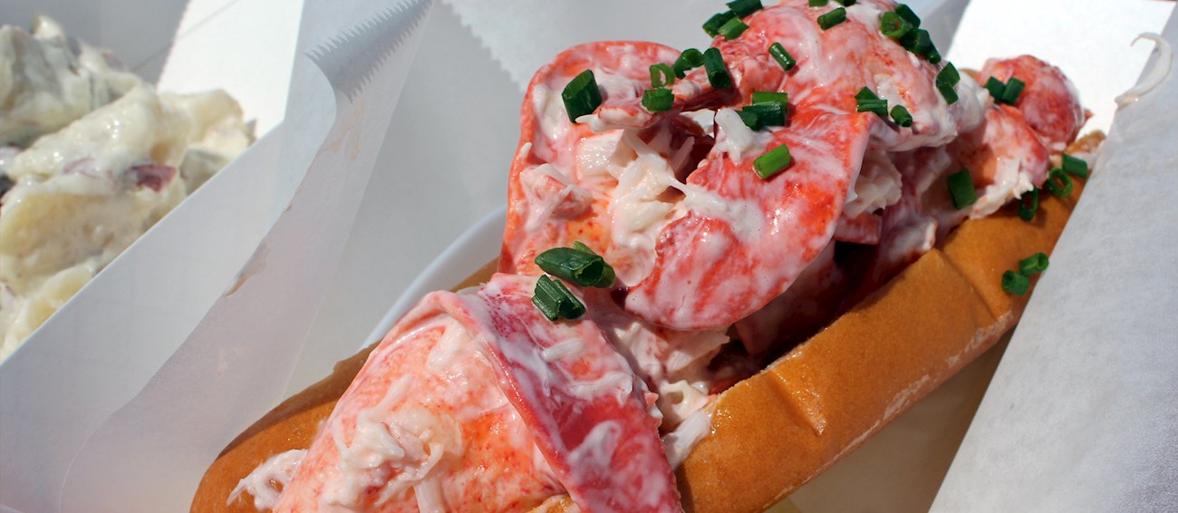 Maine-style Lobster Roll | Traditional Sandwich From Maine, United ...