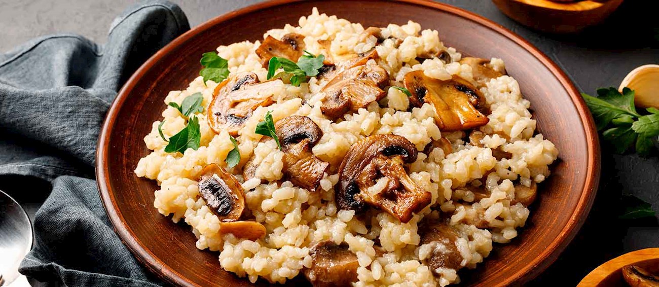 Risotto ai Funghi Porcini | Traditional Rice Dish From Italy, Western Europe