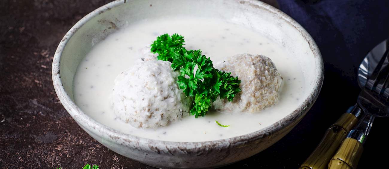 Kubbah Labanīyah | Traditional Meat Soup From Aleppo, Syria