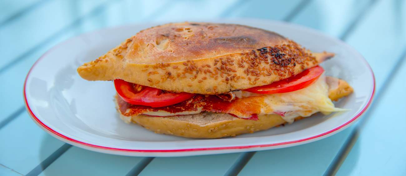 Kumru | Traditional Sandwich From İzmir Province, Turkiye
