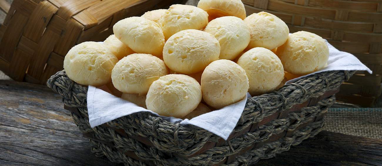 Pan de Bono | Traditional Bread Roll From Colombia