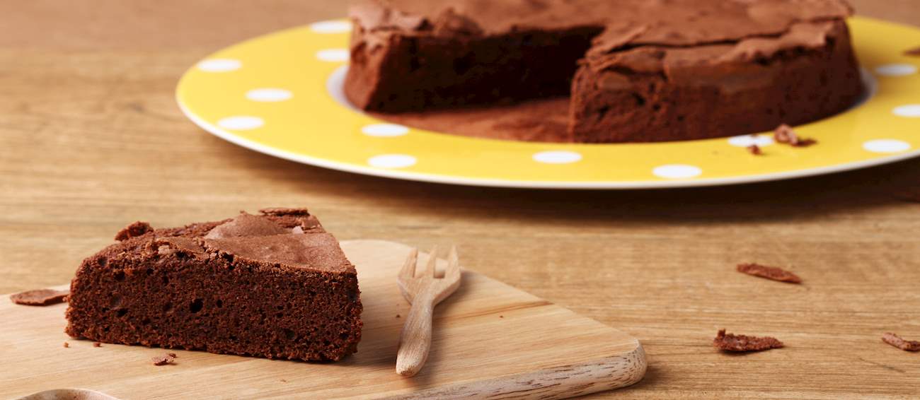 Torta Tenerina | Traditional Chocolate Cake From Ferrara, Italy