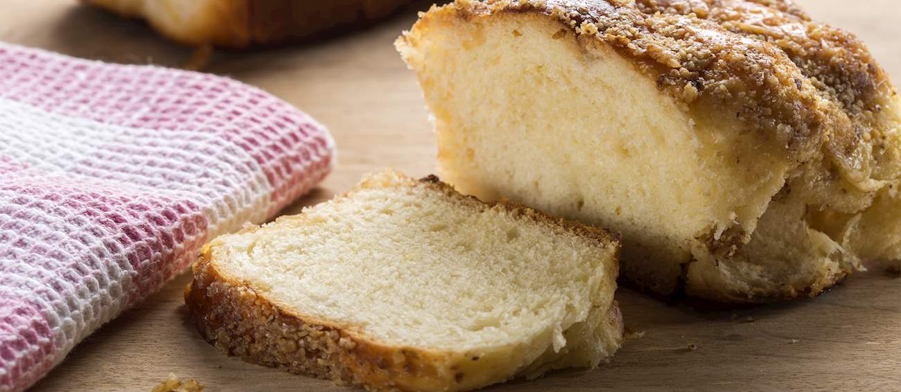 Sfințișori | Traditional Sweet Pastry From Moldova, Southeastern Europe