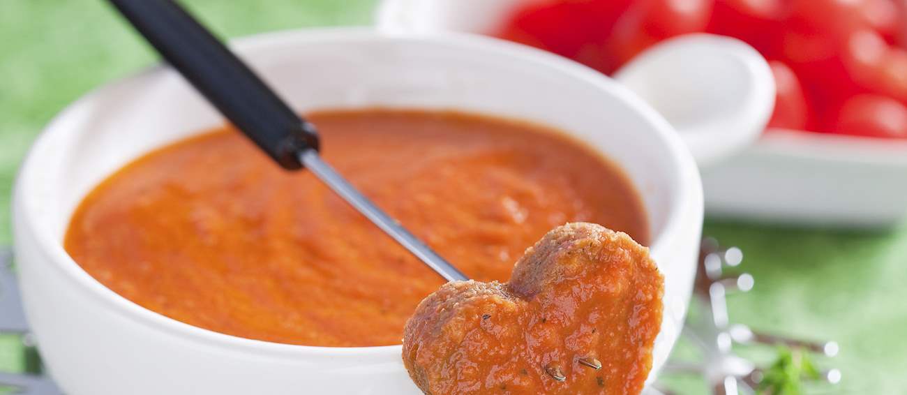 Tomato Fondue | Traditional Dipping Sauce From Canton of Valais ...