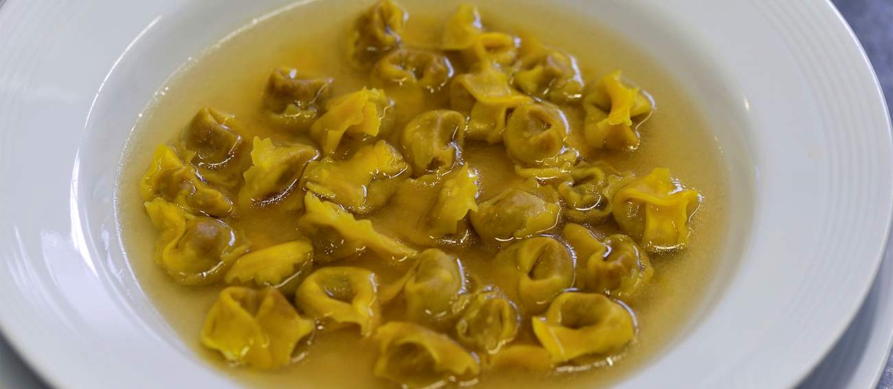 Cappelletti in Brodo | Traditional Pasta From Province of Reggio Emilia ...