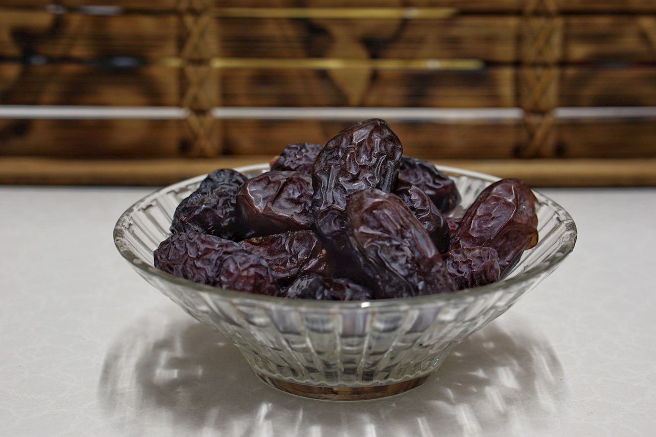 Tamr Al-safawi | Local Dates From Al-Madinah, Saudi Arabia