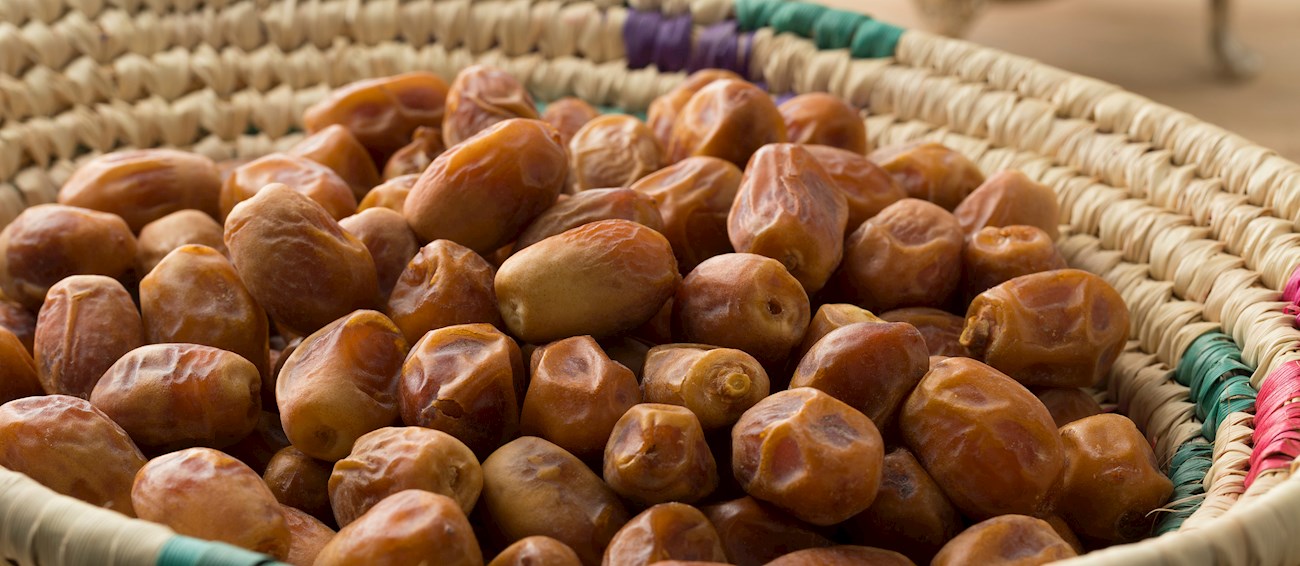 Tamr Al-zahidi | Local Dates From Iraq | TasteAtlas
