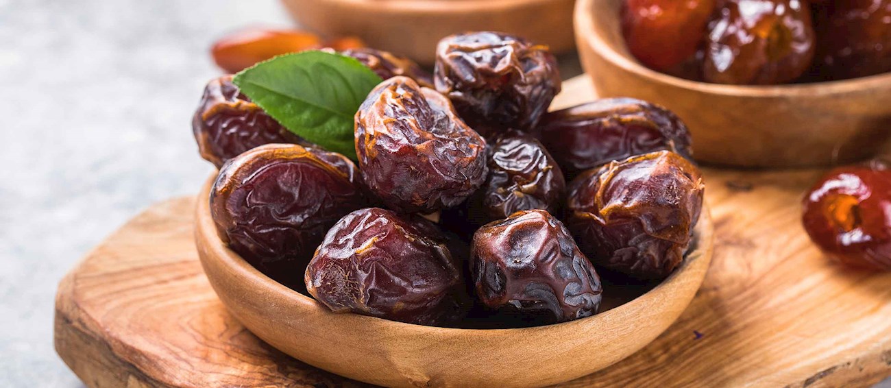 Al-Bakaya Dates | Local Dates From Al-Madinah, Saudi Arabia