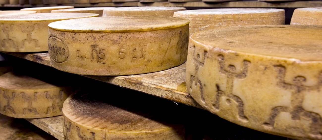 Silter | Local Cheese From Camonica Valley, Italy