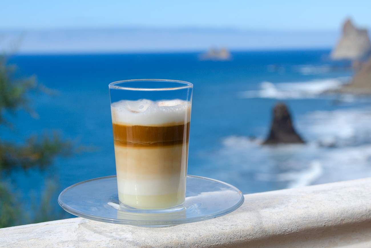 Barraquito | Local Alcoholic Coffee Drink From Santa Cruz de Tenerife ...