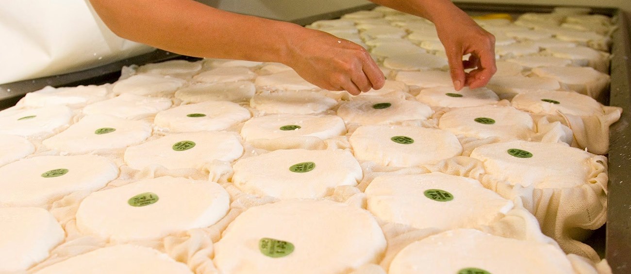 Reblochon | Local Cheese From Haute-Savoie, France