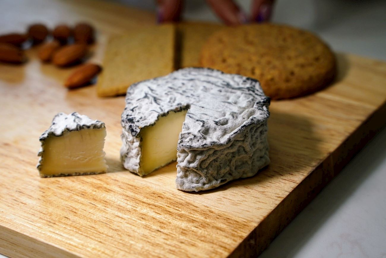 Fleur de Sologne | Local Cheese From Centre-Loire Valley, France