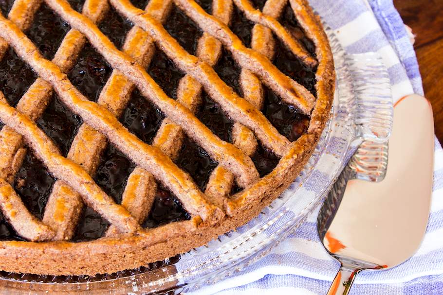 Original Linzer Torte From 1653 Authentic Recipe | TasteAtlas