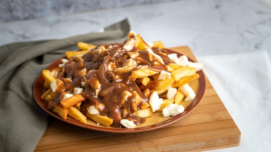 Quick And Easy Poutine Authentic Recipe | TasteAtlas